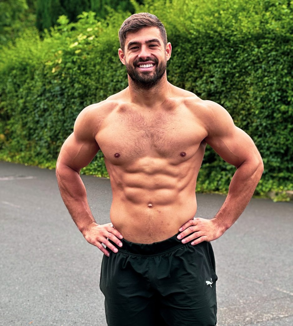 Dan Tai – Shirtless Celebs