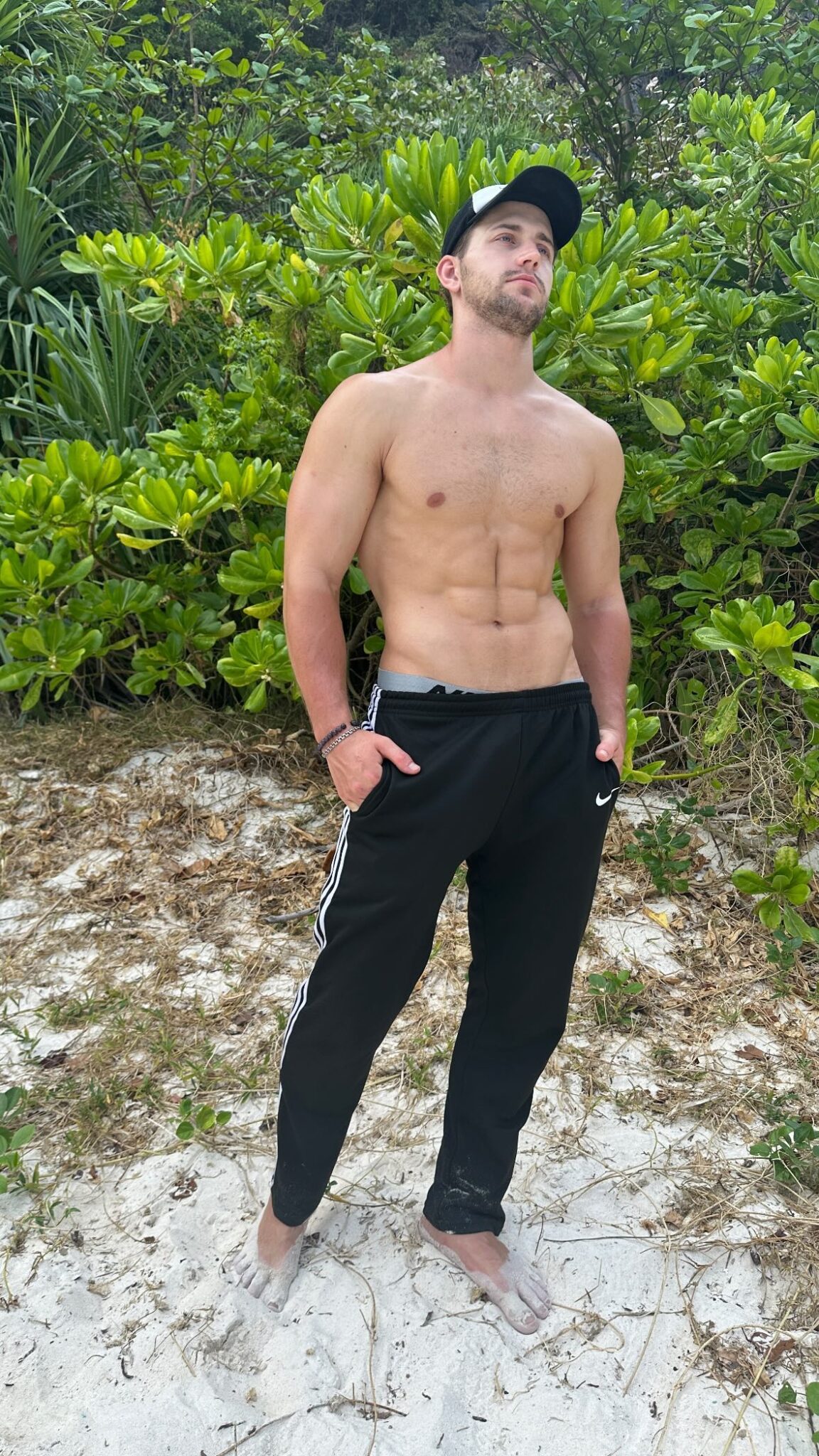 Konstantin Kostin – Shirtless Celebs