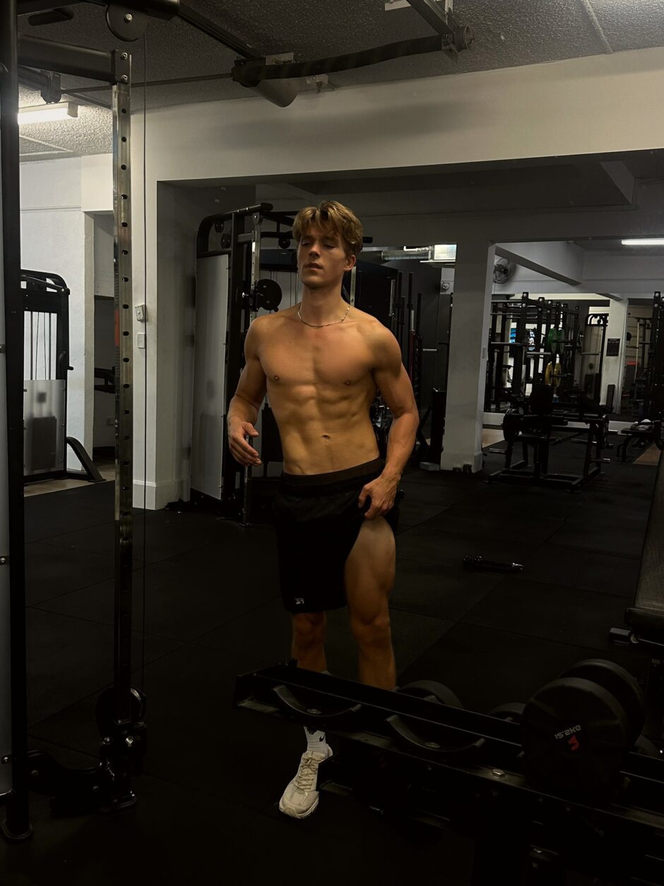 Oliver Brynnum – Shirtless Music Celebs