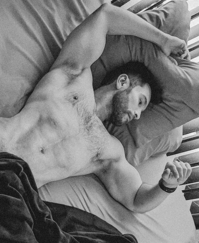 Pablo Portillo – Shirtless Celebs