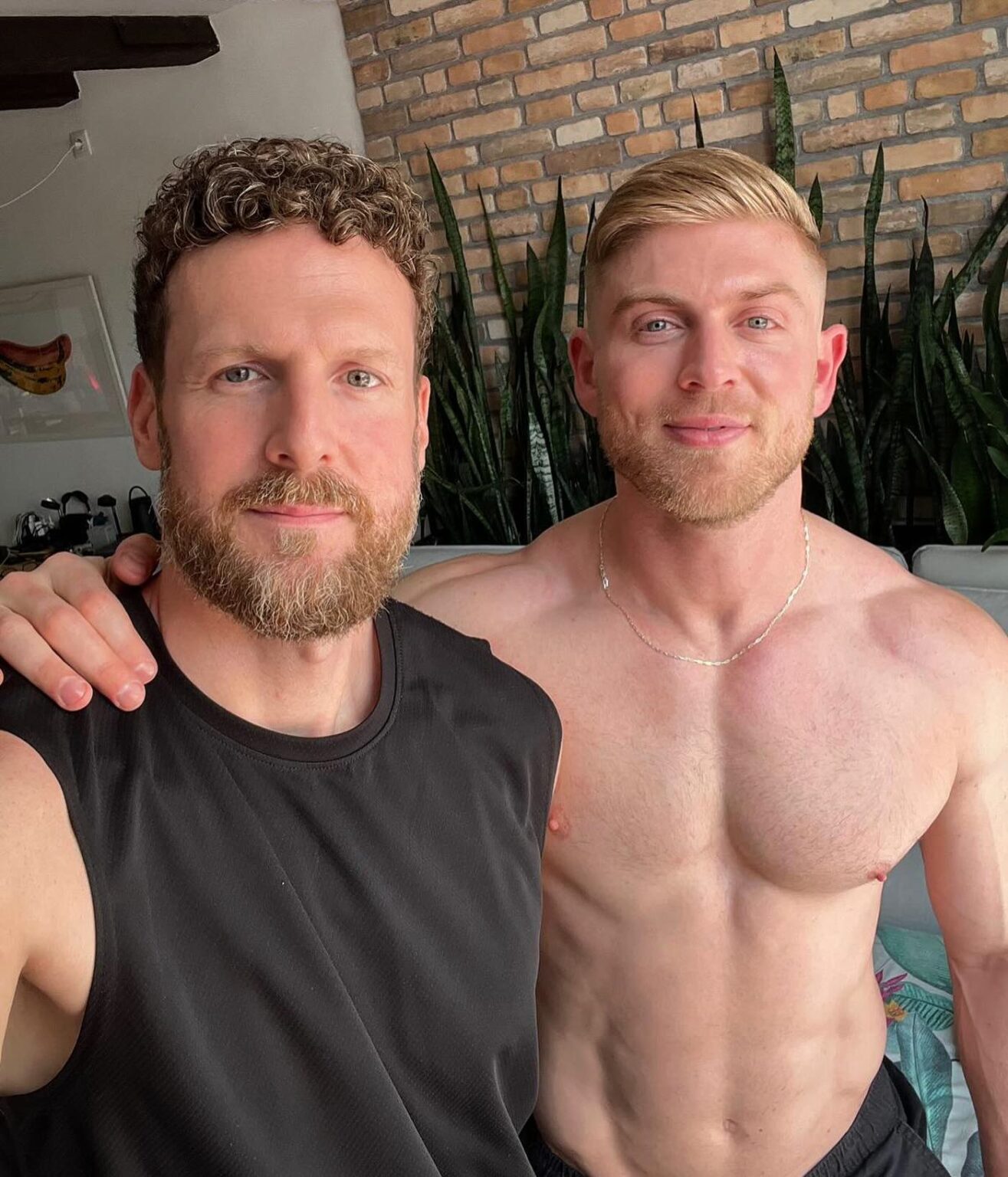 Matthew Hanham – Shirtless Celebs