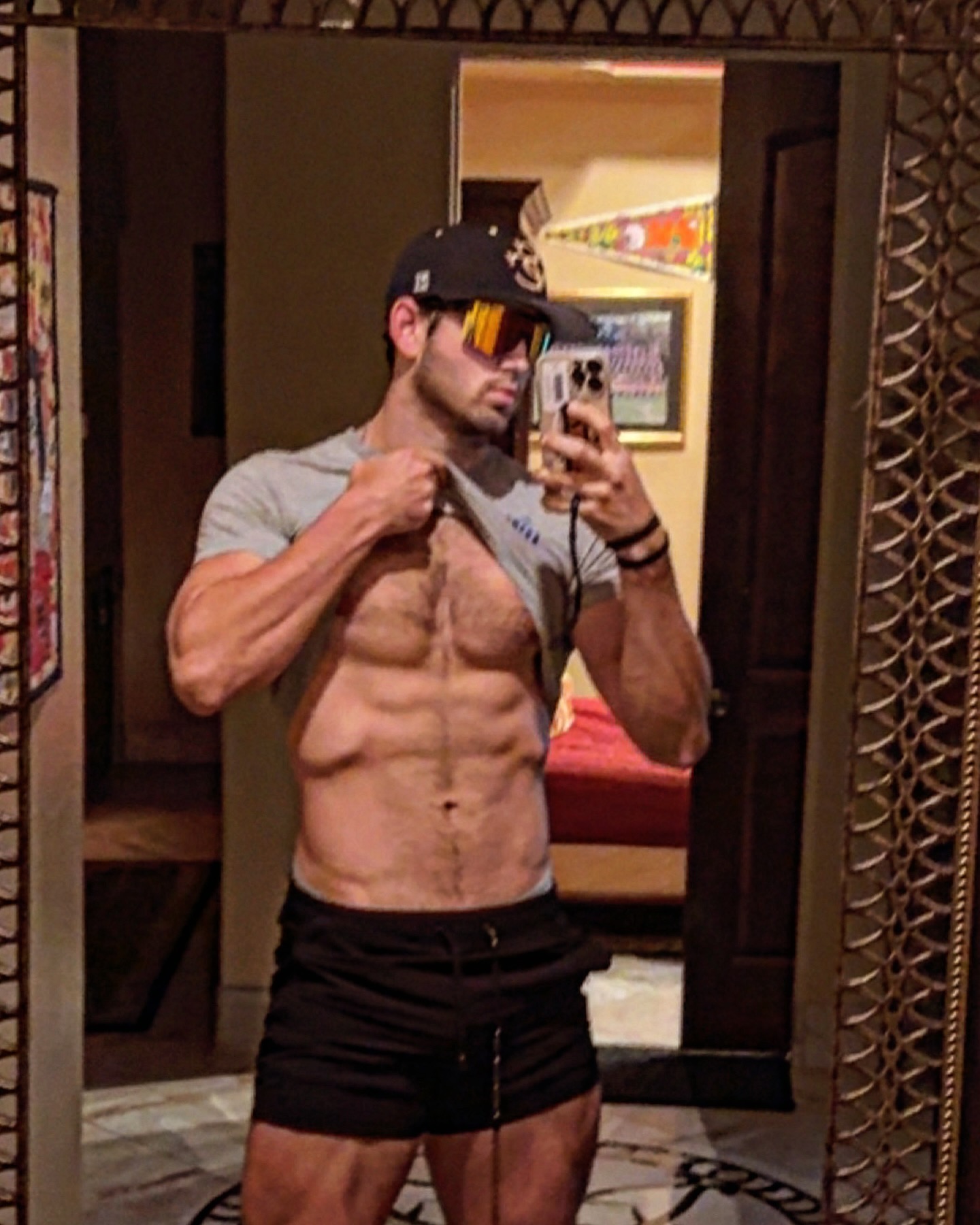 Bryce Chapman – Shirtless Music Celebs