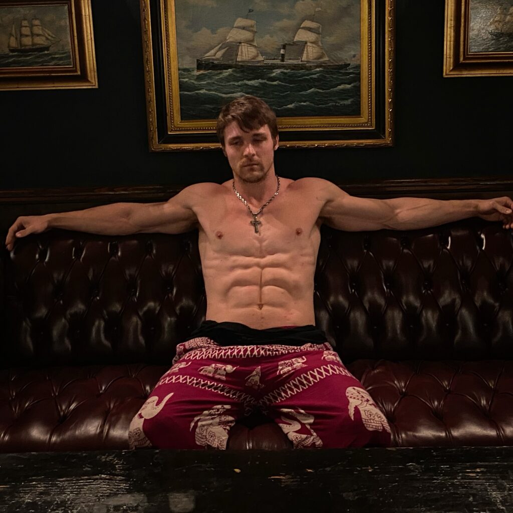 Cody Messner – Shirtless Celebs