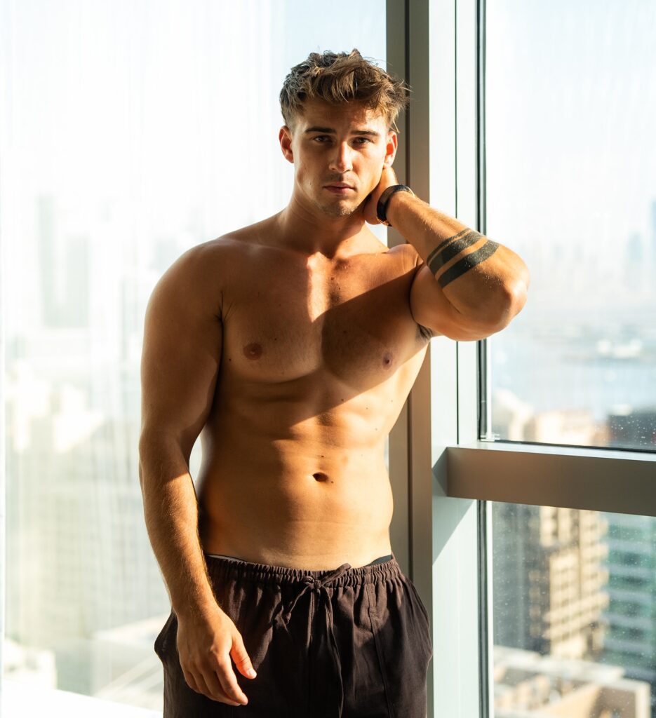 Richard Heinze – Shirtless Celebs