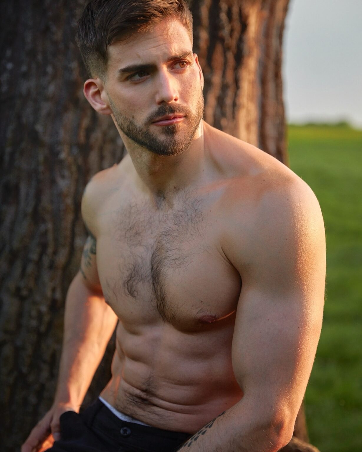 Vince Torres – Shirtless Celebs