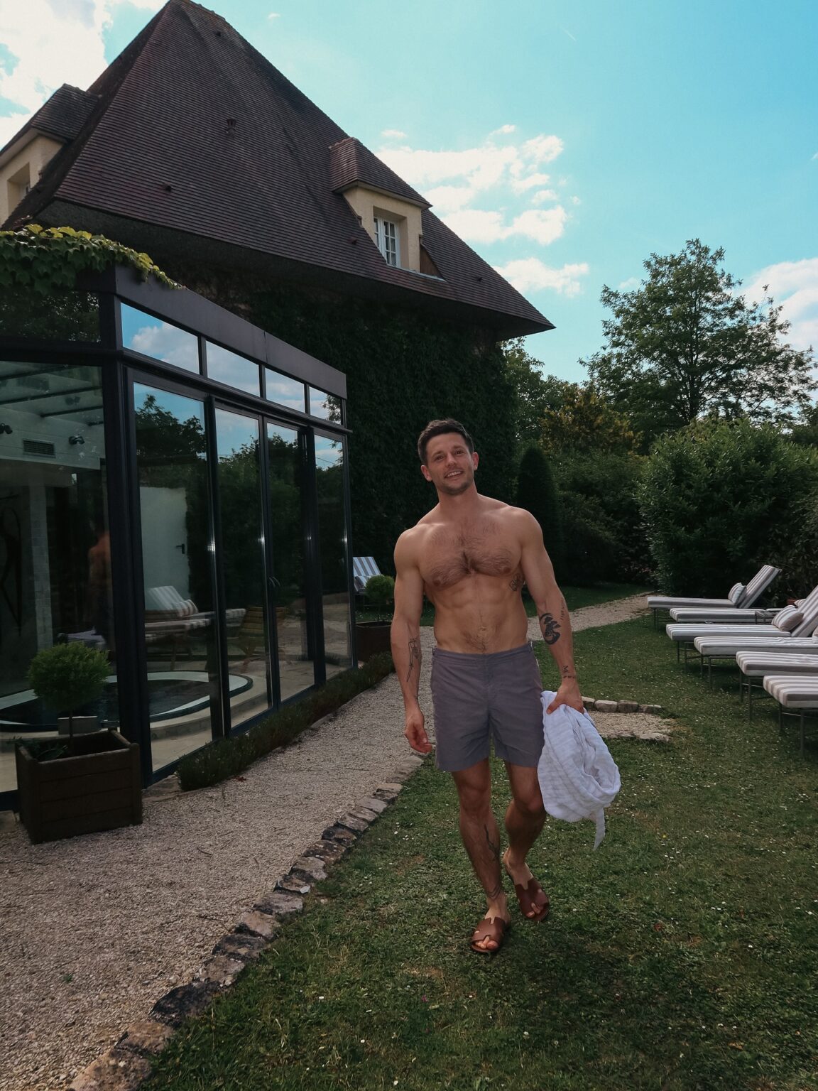 Manuel Scheu – Shirtless Celebs