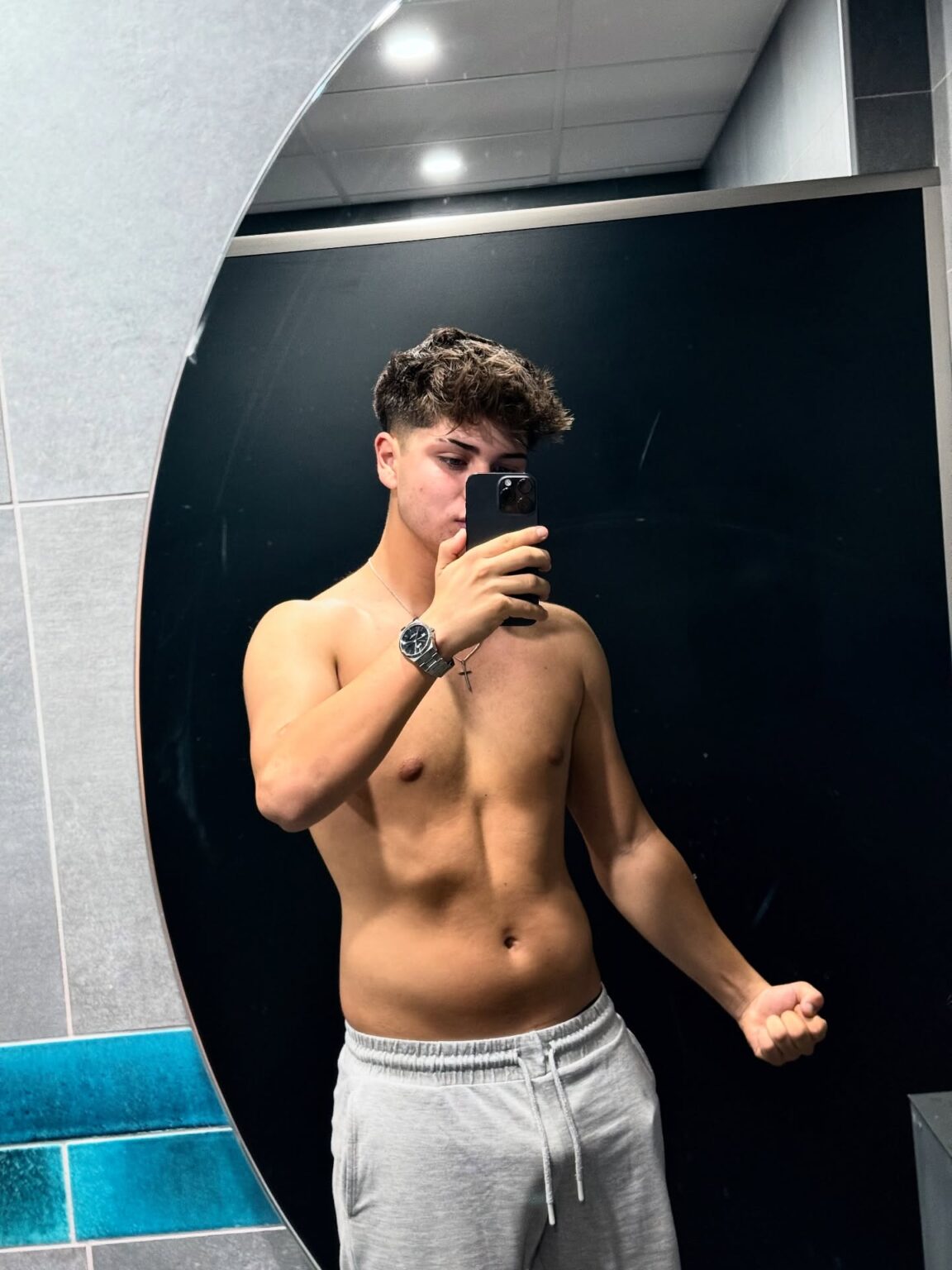 Max Sánchez – Shirtless Celebs